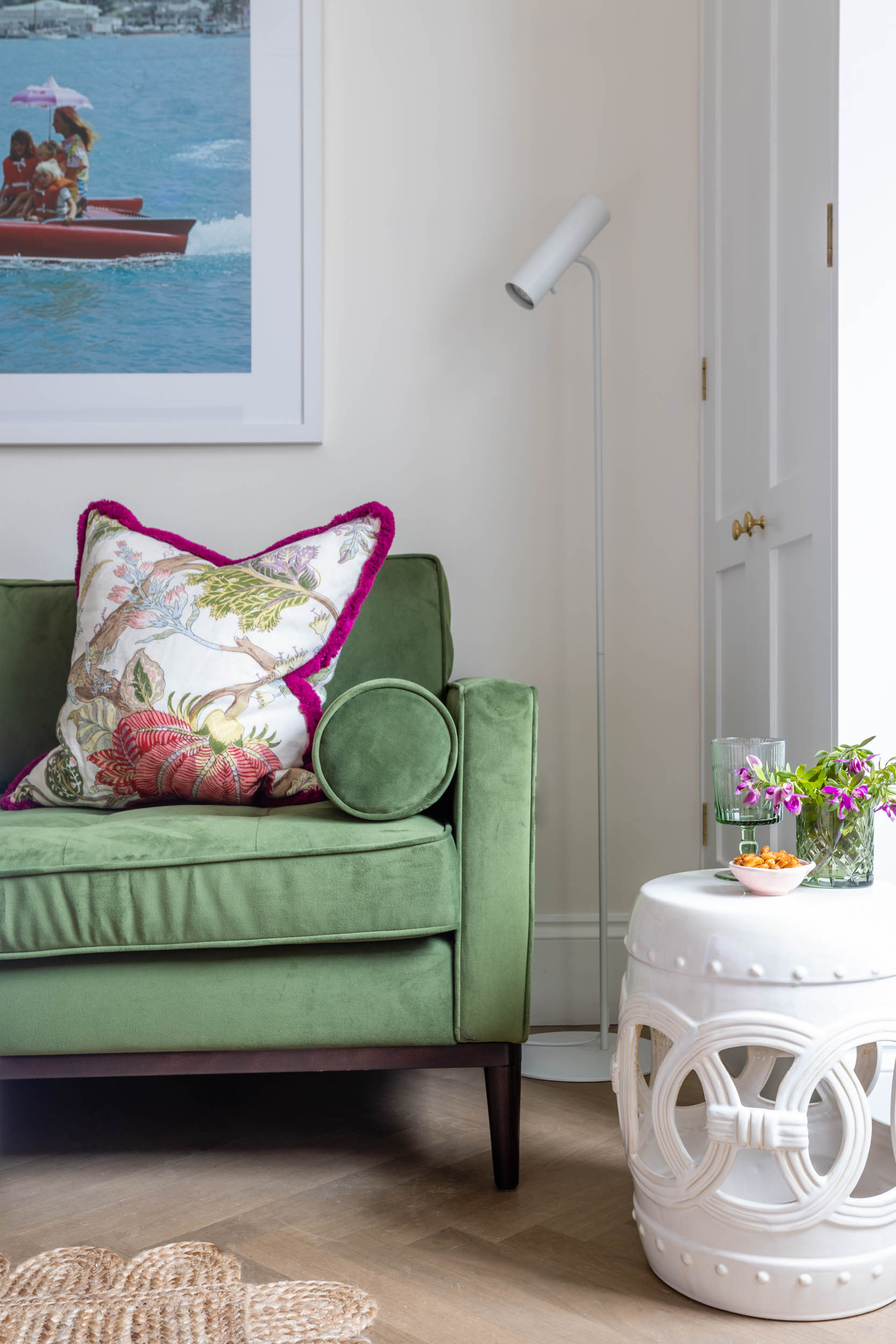 Studio Apartment, Chelsea - Sean Symington